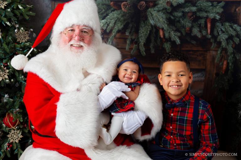 Atlanta Santa Claus Mini Sessions | Douglasville Santa Claus Minis